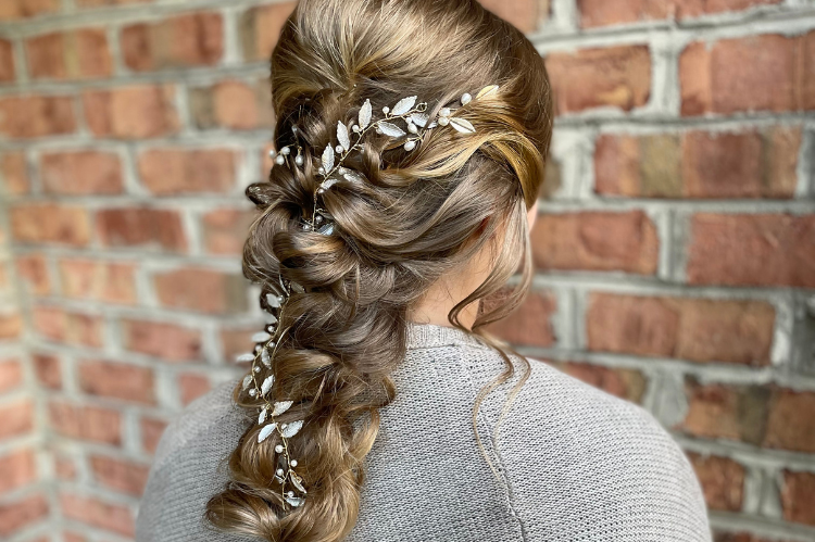 Pins & Curls Bridal